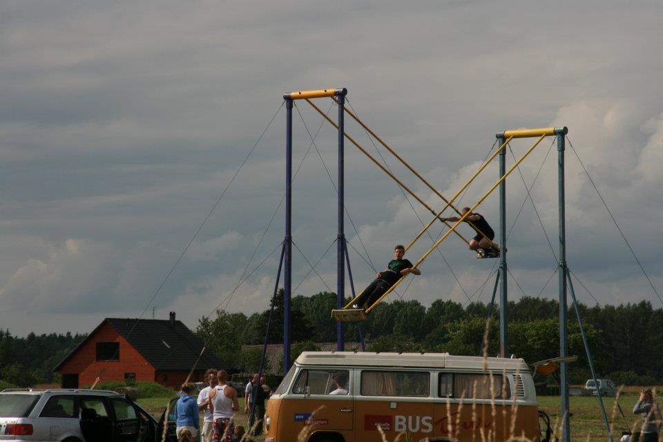 Step into the Adrenaline-Filled World of Competitive Swinging