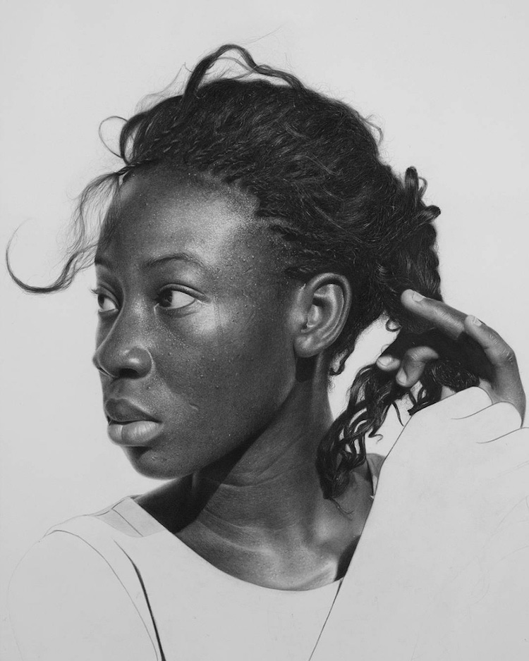 Artist Spends Hundreds of Hours Creating Photorealistic Pencil Drawings