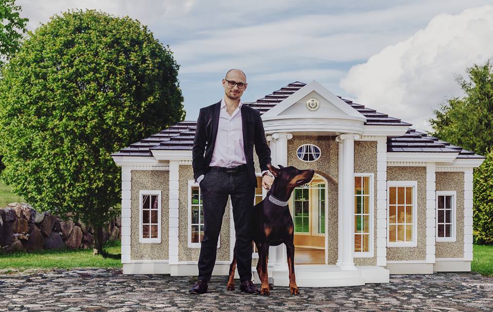 Luxury Dog Mansions by Hecate Verona
