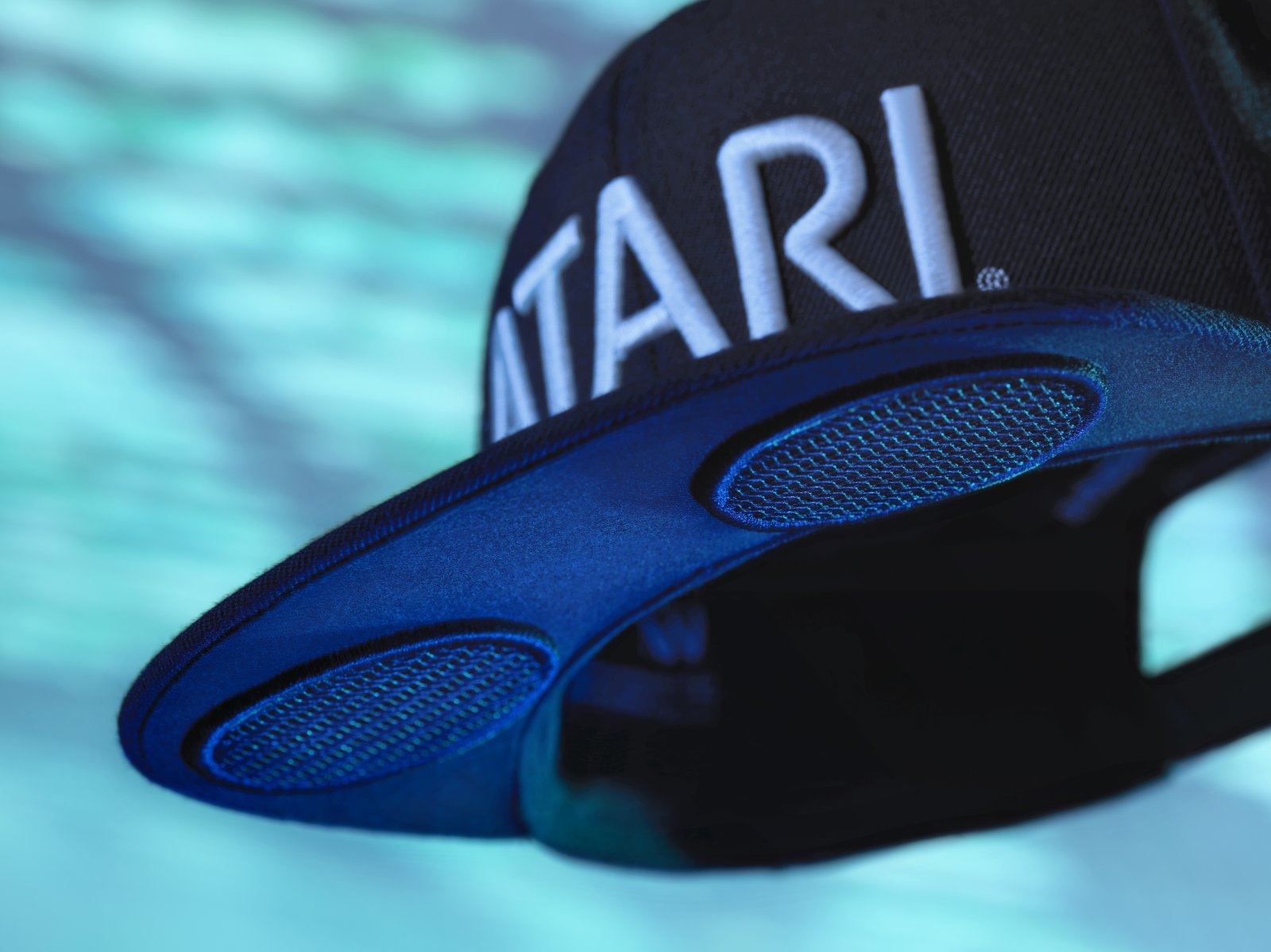 The Speakerhat - Gaming Company Creates Hat with Speakers in the Brim
