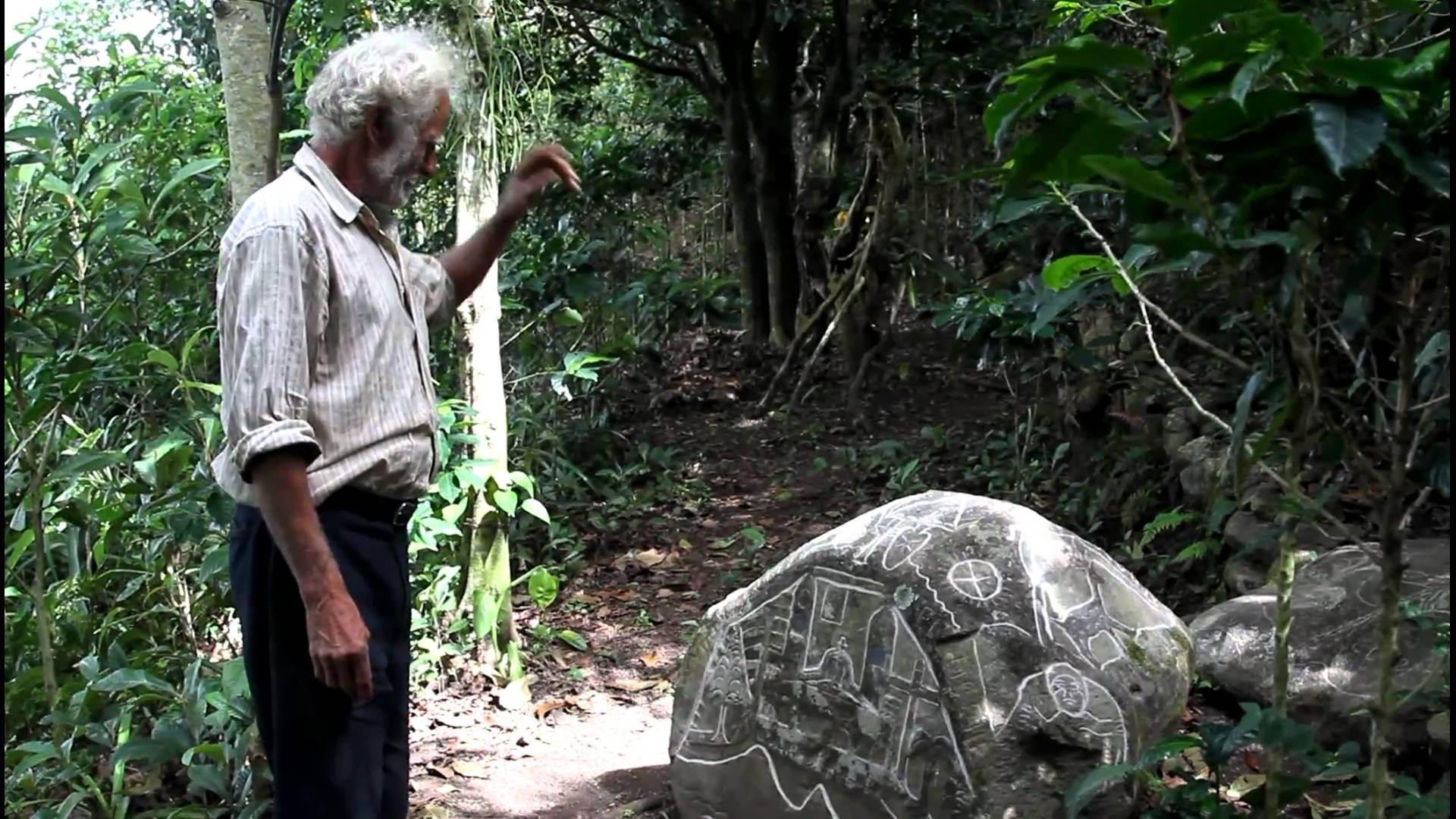 Alberto Gutierrez - The Famous Stone-Sculpting Hermit of Nicaragua