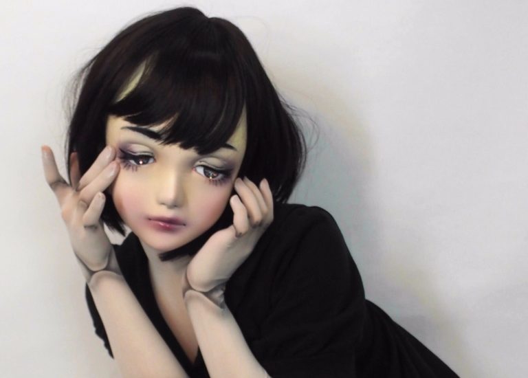 Lulu Hashimoto - Japan's Creepy Real-Life Living Doll