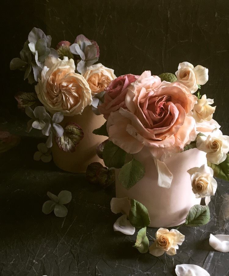 Cake Designer Creates the Most Realistic Edible Flowers
