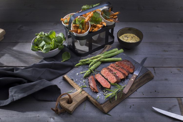 World's First 100% Plant-Based Steak Is Barely Distinguishable From the ...