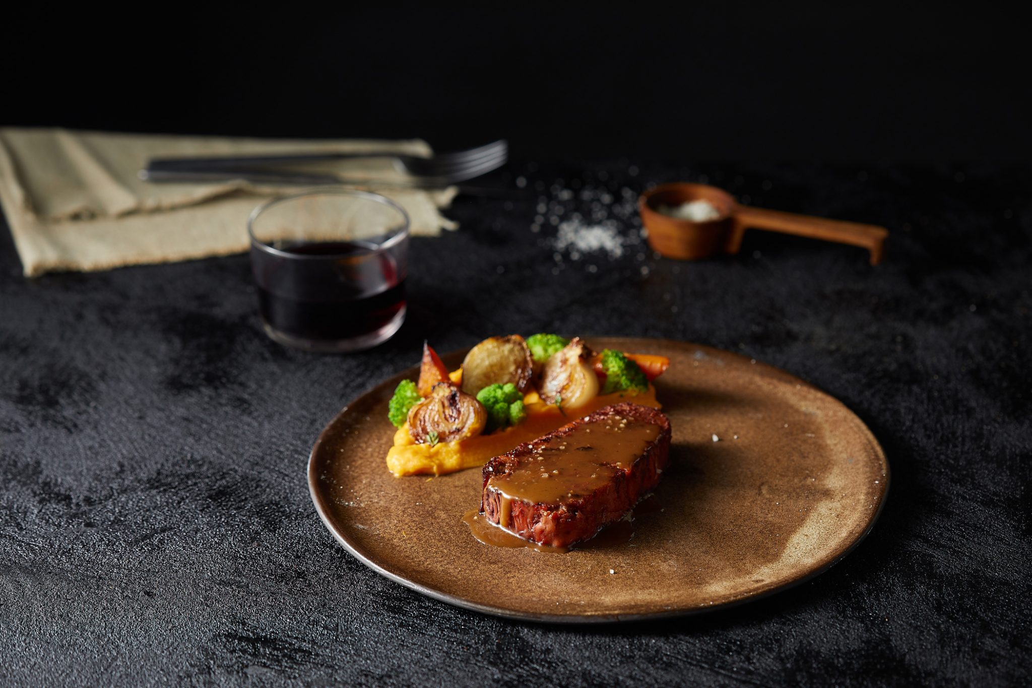 Company Unveils World's Fist 3D-Printed Meatless Steak