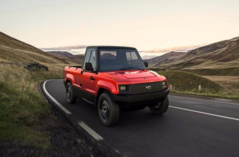 You Can Buy This Electric Mini Pickup Truck for Just $2,600