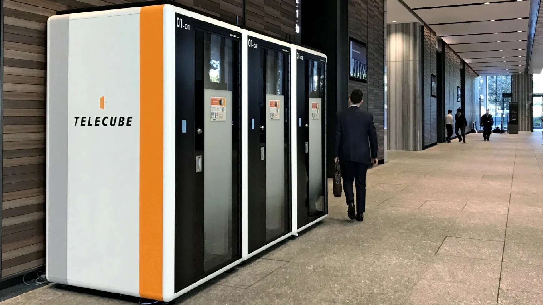 Phone Booth-Like Office Spaces in Japan Allow People to Work From ...