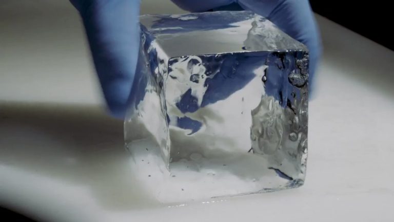 The Satisfying Art of Hand-Sculpting Ice Cubes With a Knife