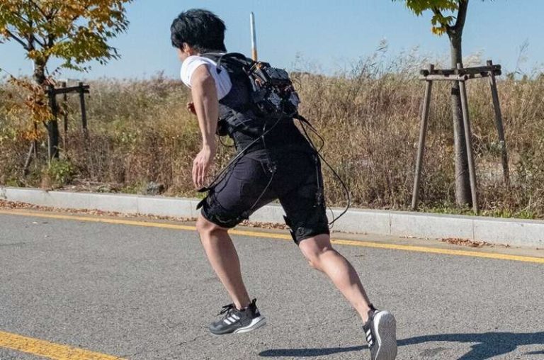 Scientsist Develop Light Exosuit That Helps People Sprint Faster