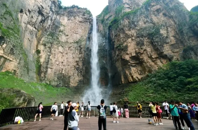 Asia’s Most Spectacular Waterfall Is Apparently Artificially Enhanced