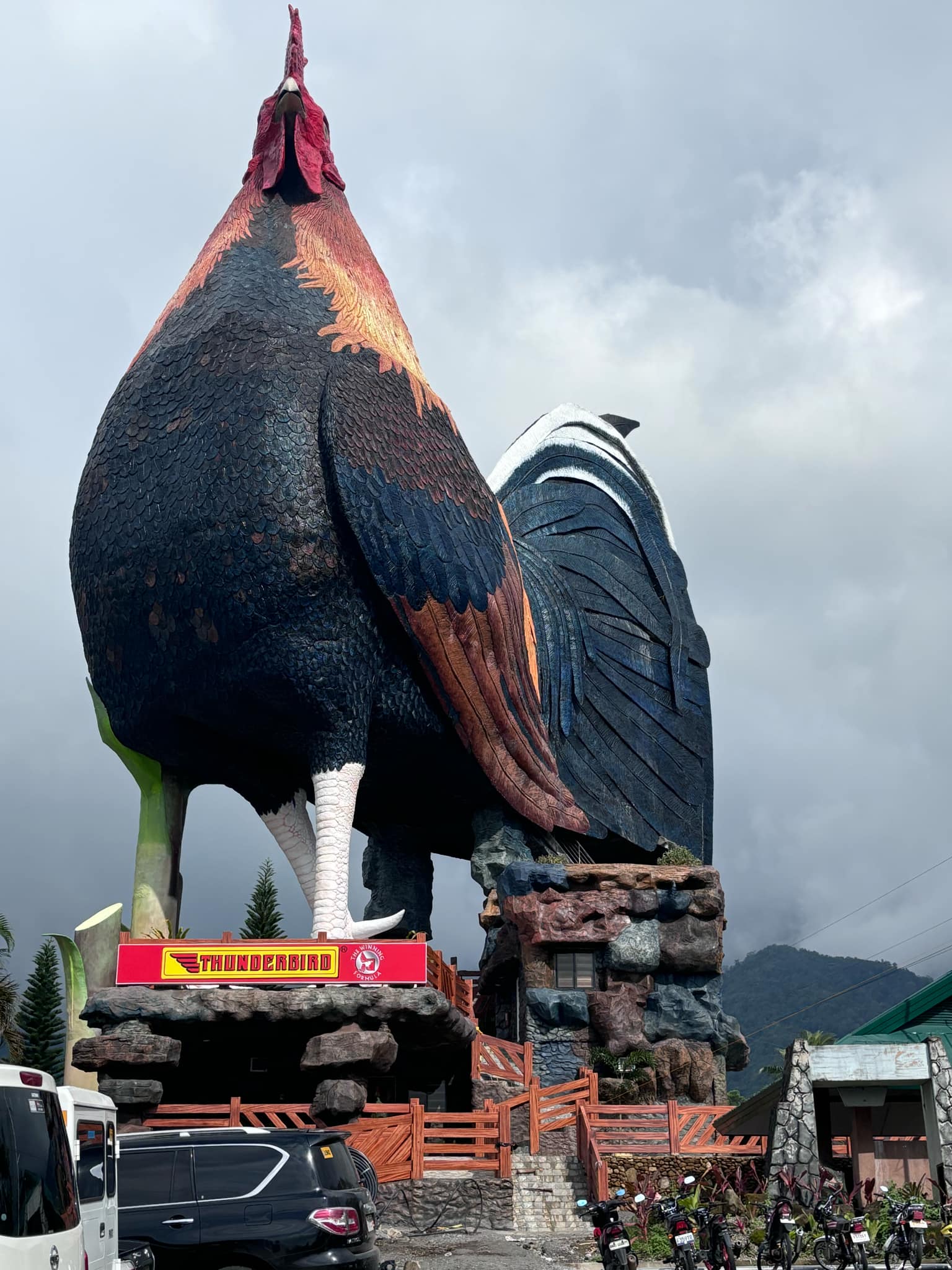 Filipino Hotel Is the World’s Largest Rooster-Shaped Building