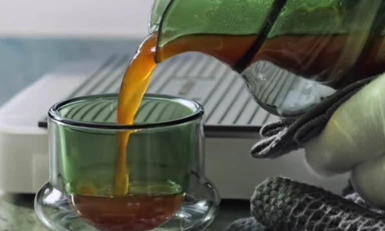 Dubai Coffee Shop Sets New Record for World’s Most Expensive Cup of Coffee